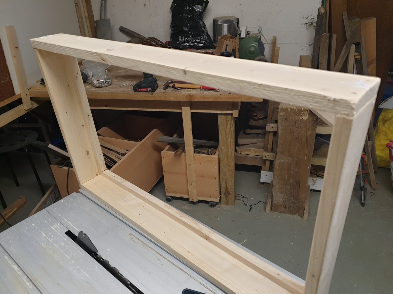 Magic Mirror – A another Smart Mirror Hobby Project – d8devs.com